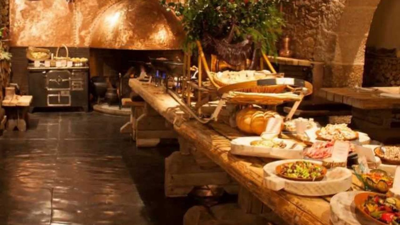 Restaurante De La Epoca Medieval Uno De Los Pueblos Más Bonitos De